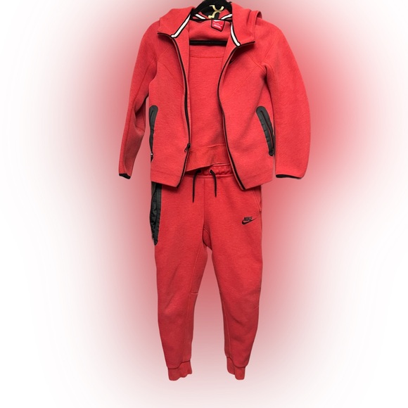 Nike | Matching Sets | Red Nike Tech Fleece Set | Poshmark